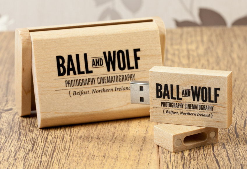 Wooden Flip Box | Photography USB Packaging